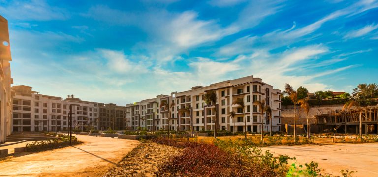 Nyoum Pyramids - Arab Developers Holding